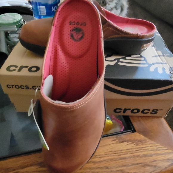 CROCS | Shoes | Copy Crocs Shoes Size 8 | Poshmark